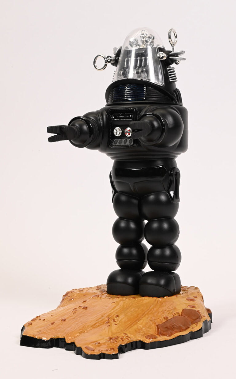 Robbie The Robot - North Devon Model Society